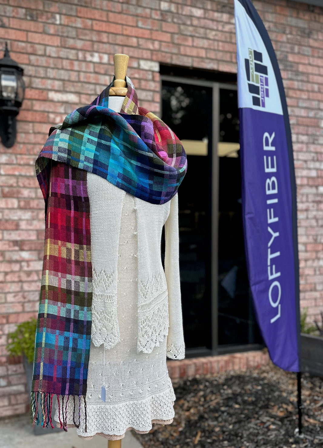 Weaving Patterns and Kits Collection – LoftyFiber